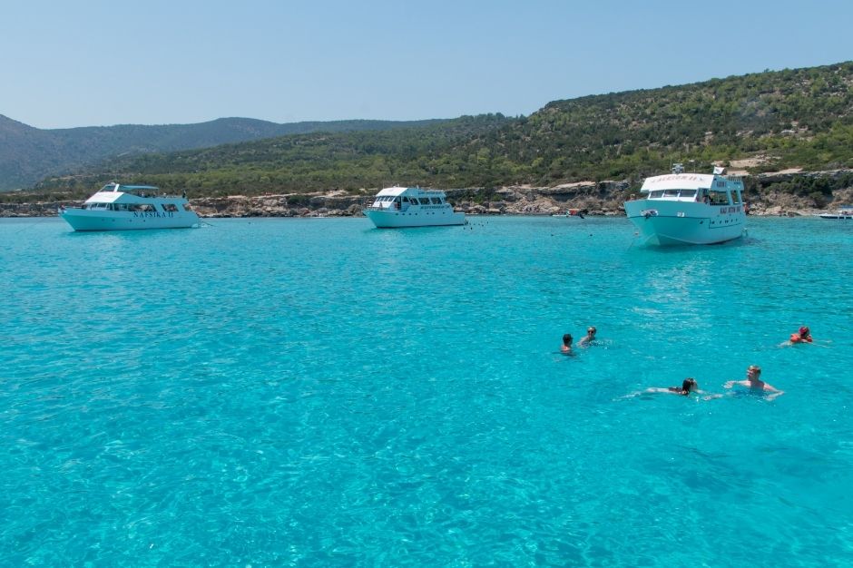 10 Photos To Make You Want To Visit Coral Bay | Clickstay