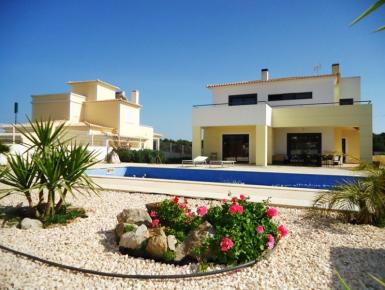 Villas in Algarve With Private Pools | Villas in Portugal