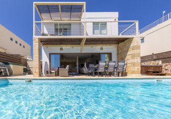 Villas in Paphos | Clickstay holiday rentals