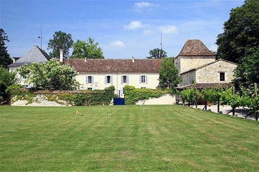 Villa FR5366 | COSMIC VILLAS LTD - Book Direct & Save