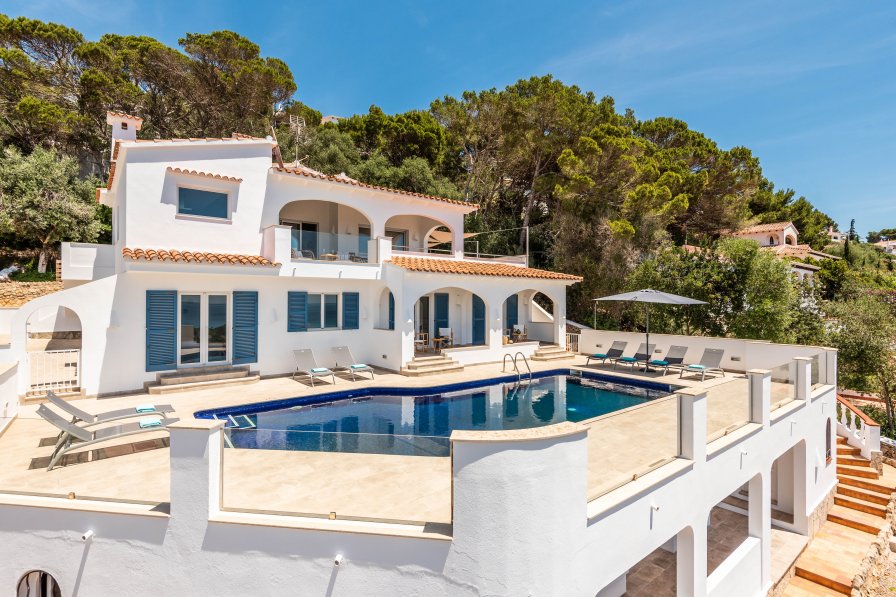 5 Bedroom Luxury Villa, San Jaime, Son Bou | Book Direct & Save